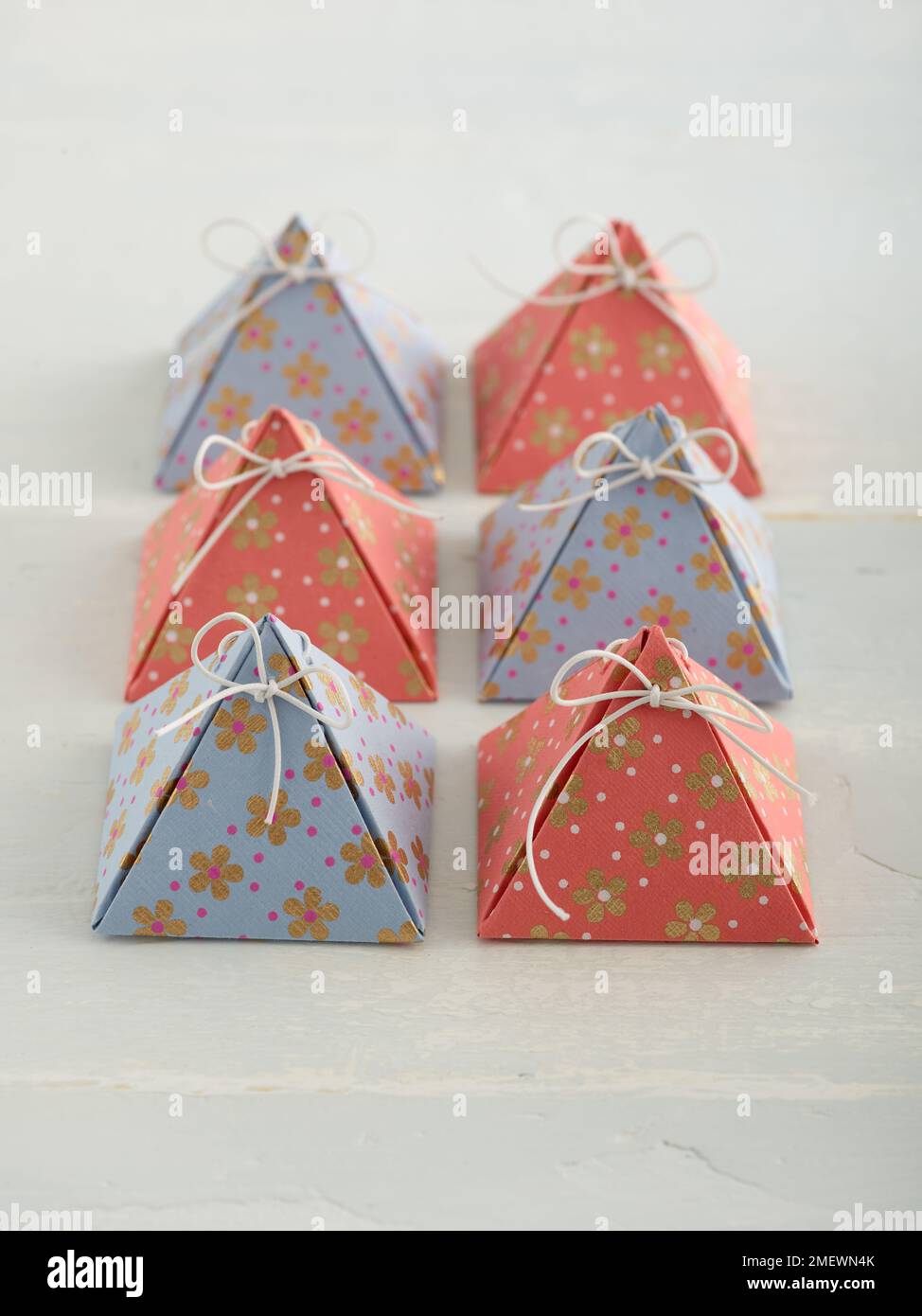 Papercraft Pyramid box beauty shot Stock Photo - Alamy