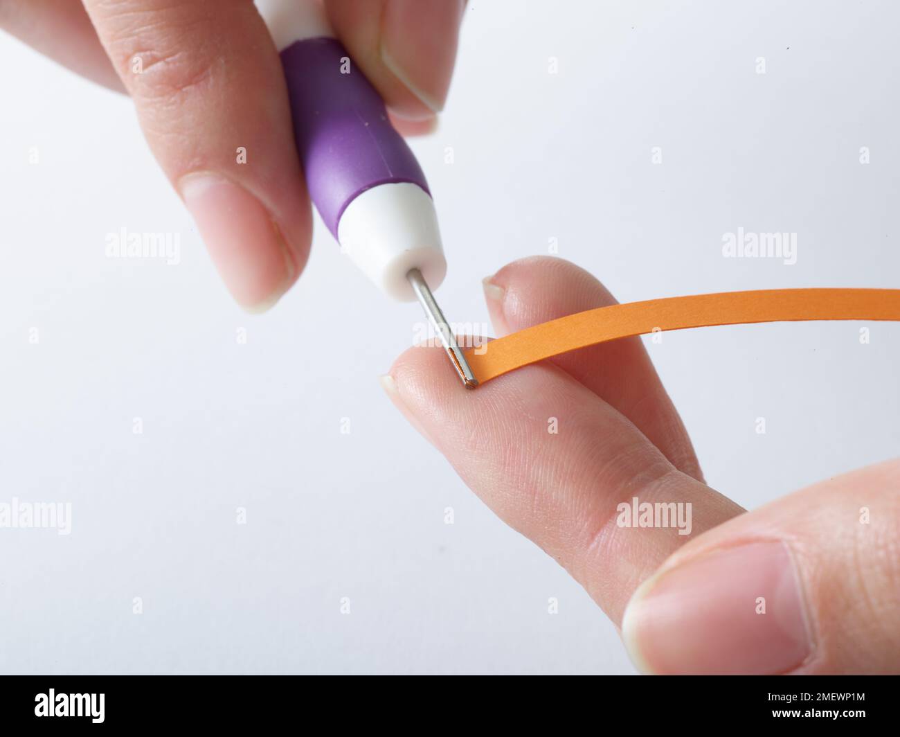 Papercraft Quilling steps Stock Photo - Alamy