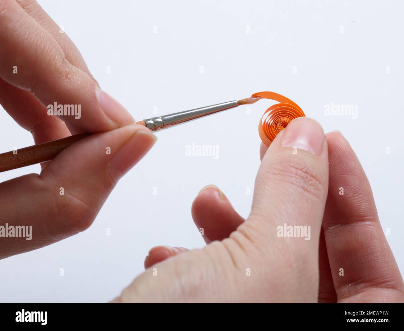 Papercraft Quilling steps Stock Photo - Alamy