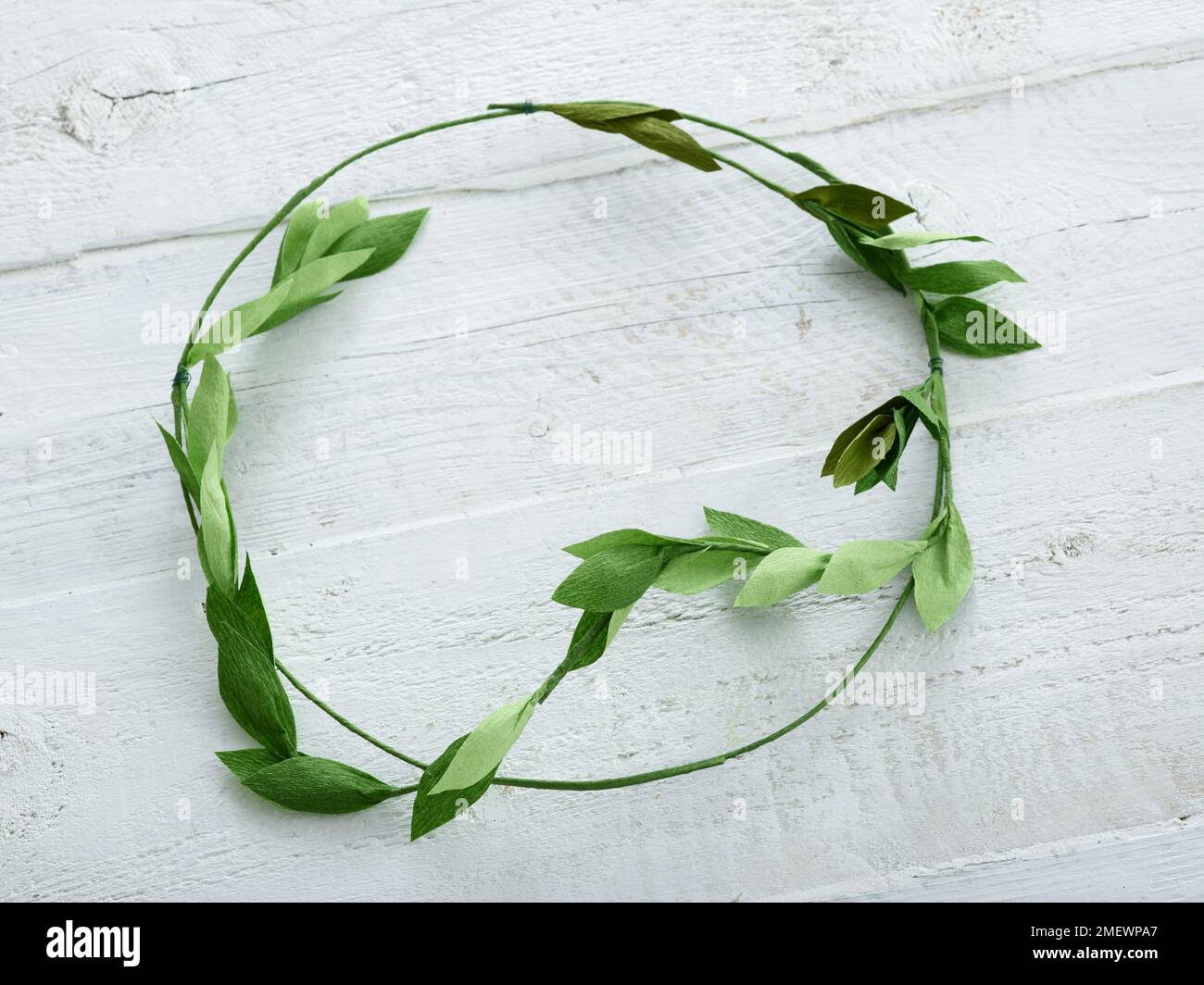 Papercraft Paper festival headdress steps Stock Photo - Alamy