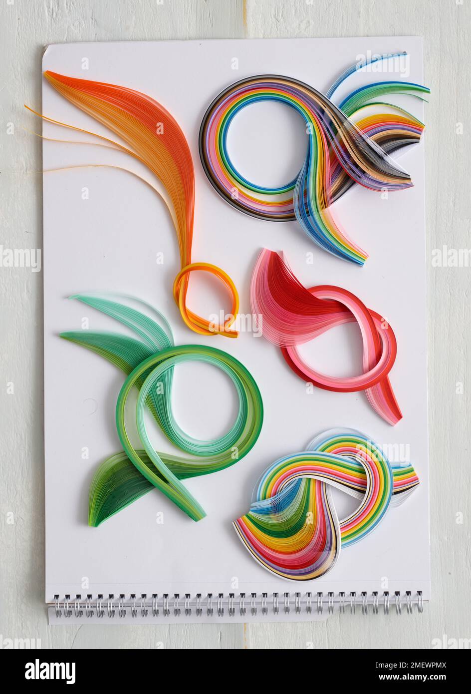 Quilling paper hi-res stock photography and images - Alamy
