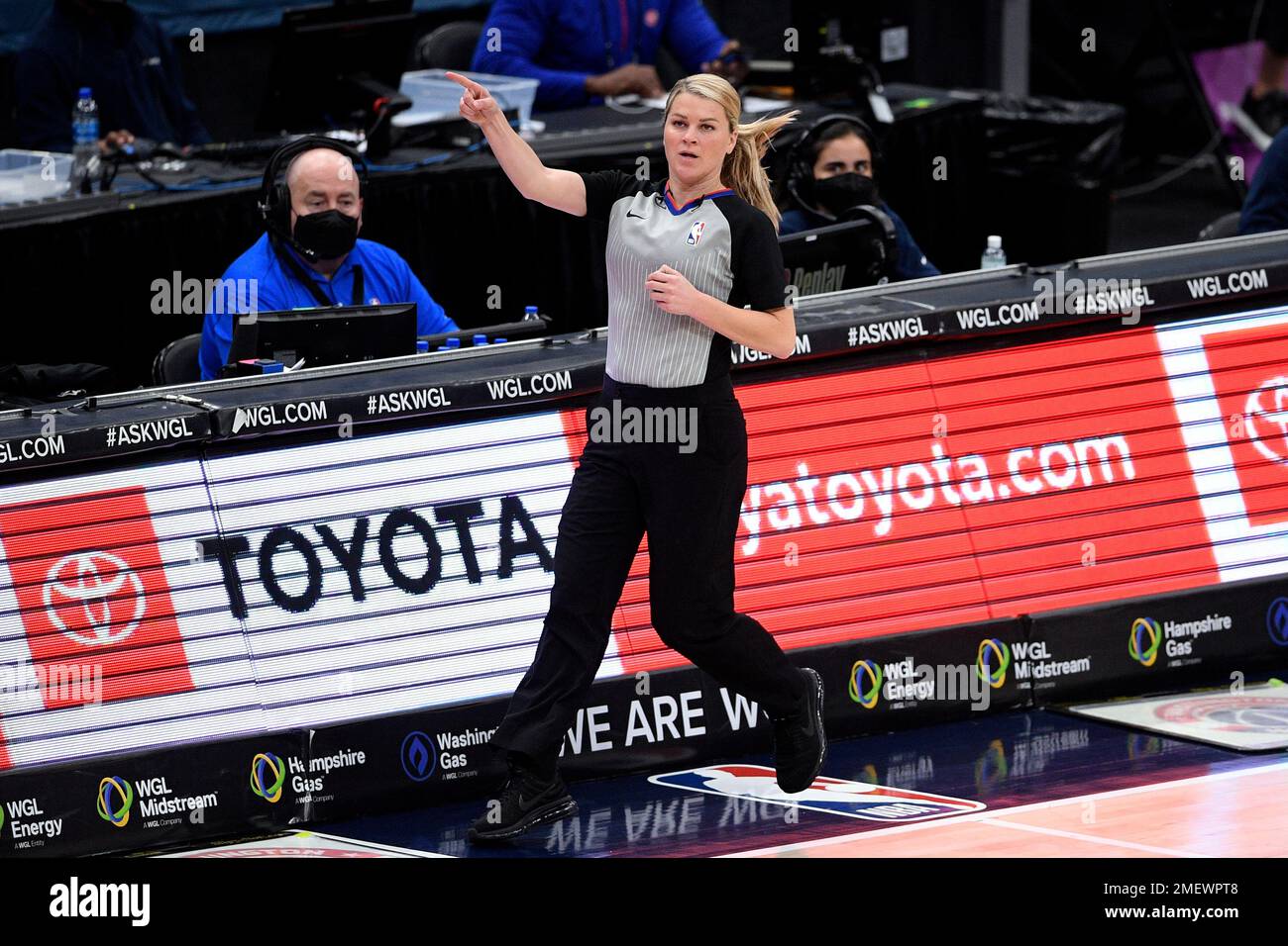 Referee Jenna Schroeder gestures during the second half of an NBA ...