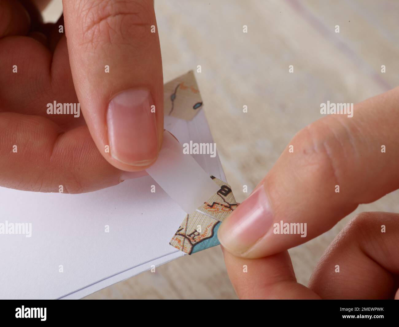 Papercraft. DIY Photo corners step 2. Place on corners of frame or ...