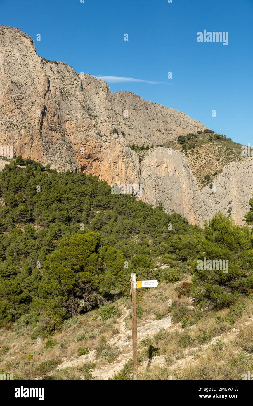 Penyo cabal mountain hi-res stock photography and images - Alamy