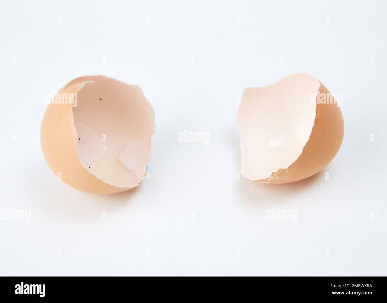 cracked egg shell Stock Photo - Alamy