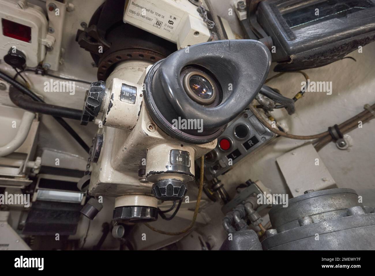 Leopard 1, night sight Stock Photo - Alamy