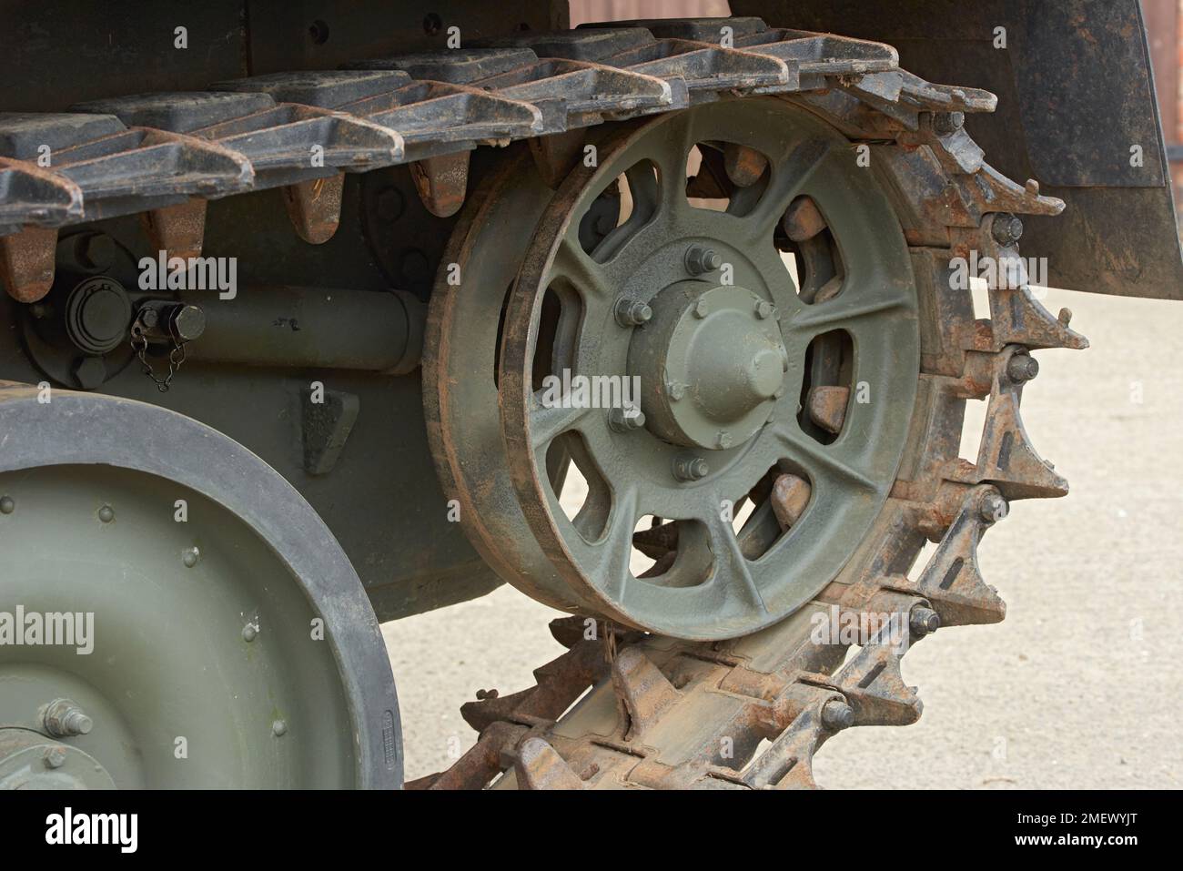 Scorpion Tank CVRT Vol 4, Rear drive sprocket Stock Photo - Alamy