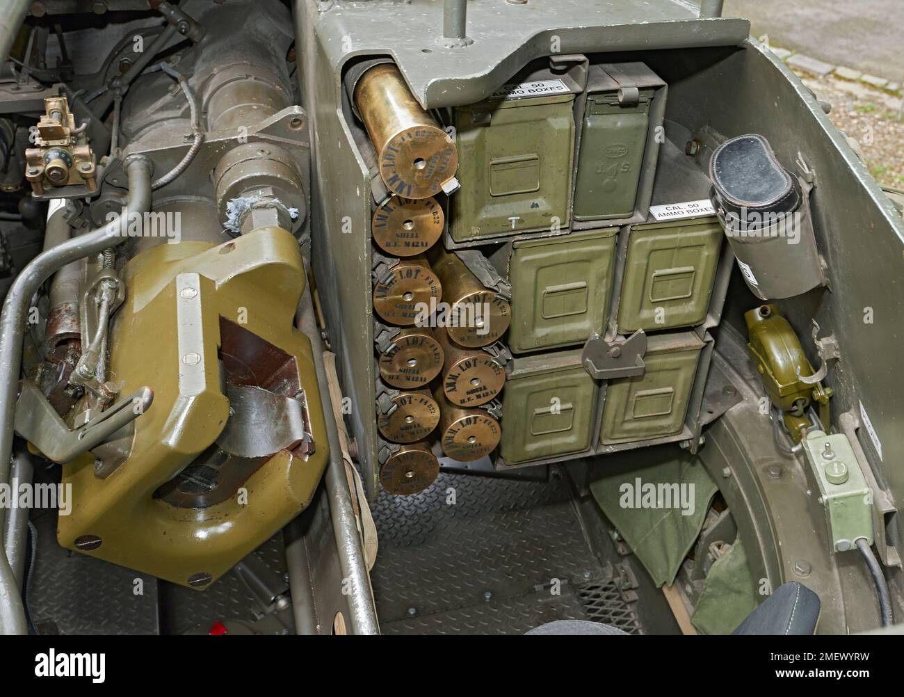 M18 Hellcat, Main Gun Breech, Shells, and Ammunition Stock Photo - Alamy