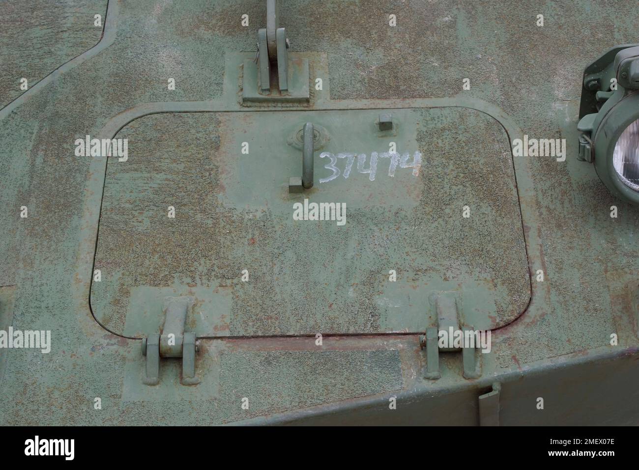 Engine hatch hi-res stock photography and images - Alamy