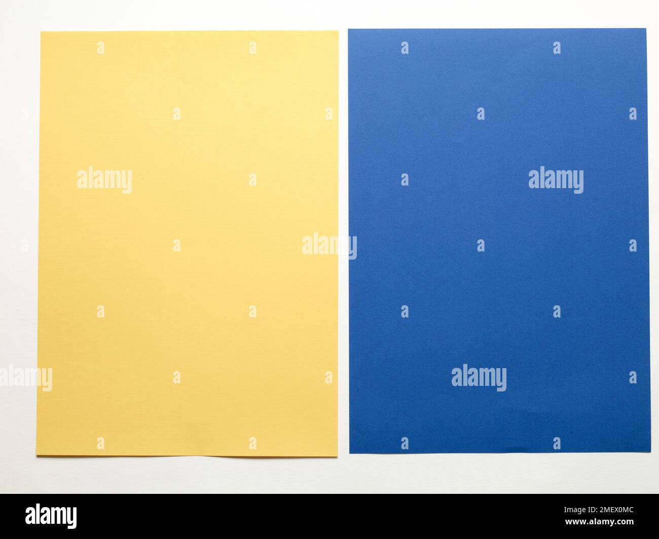 Coloured paper colored paper hi-res stock photography and images - Alamy