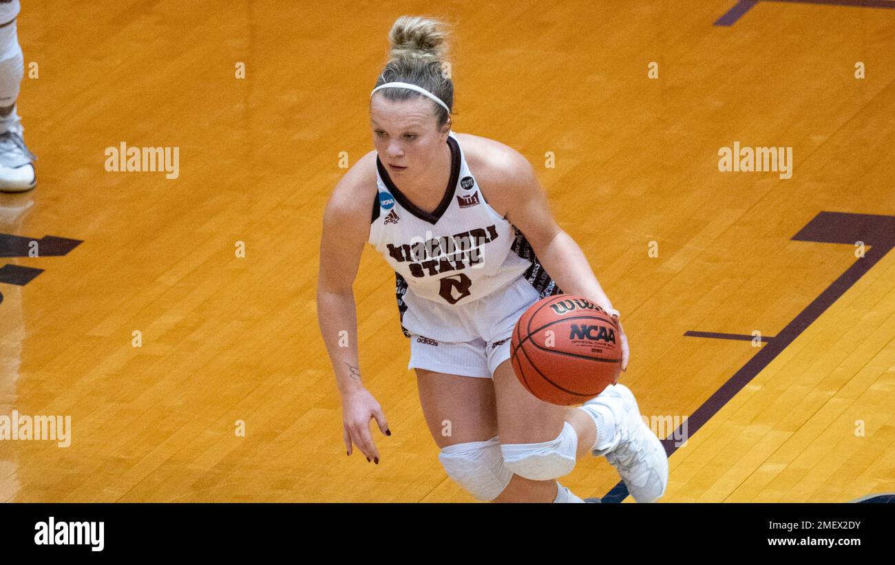 Missouri State guard Elle Ruffridge dribbles the ball during the first ...