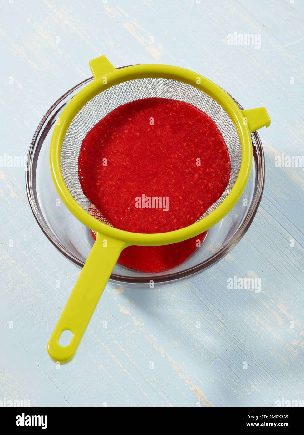 Raspberry shaved ice Stock Photo - Alamy