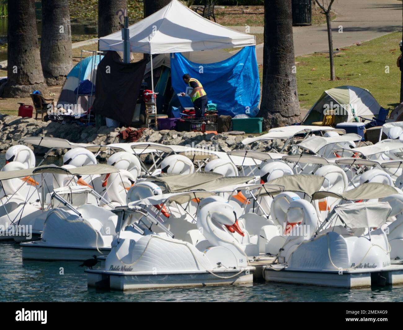 A Los Angeles City LASAN CARE, Cleaning, and Rapid Engagement team ...