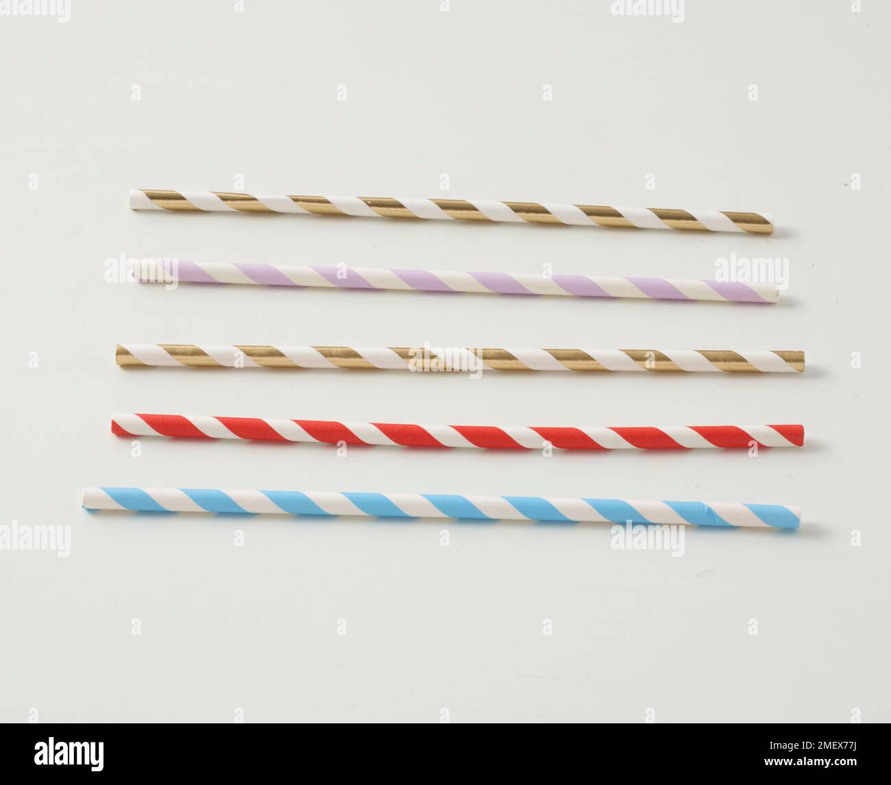 Group of straws hi-res stock photography and images - Alamy