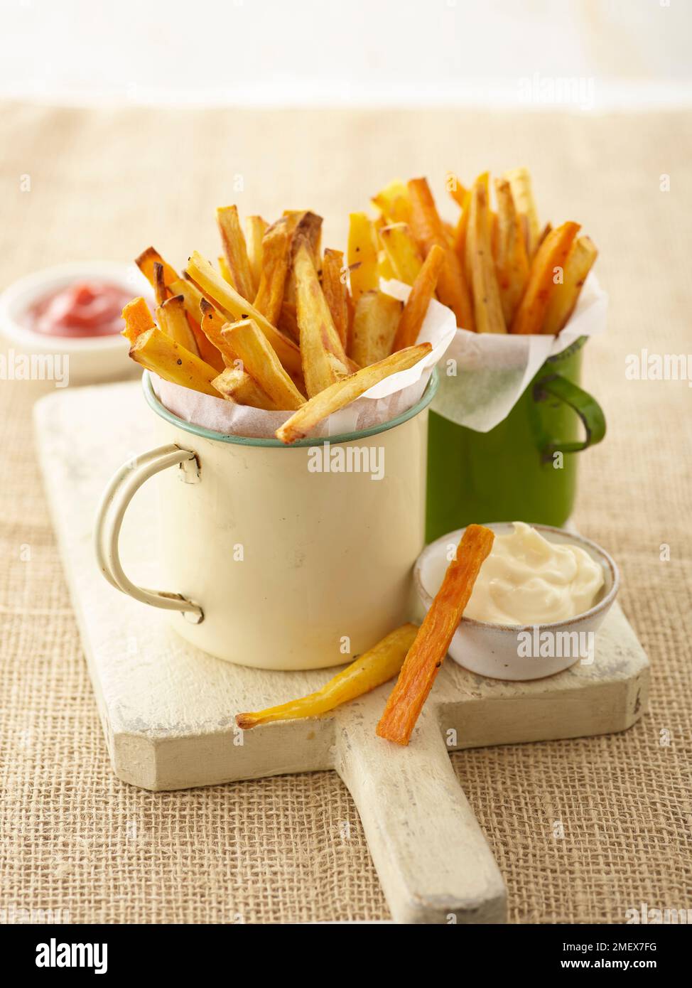 Cook parsnip hi-res stock photography and images - Alamy
