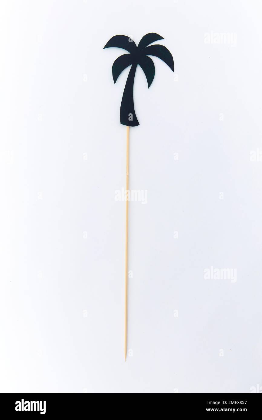 Shadow puppet theatre project - Palm tree shadow puppet Stock Photo - Alamy