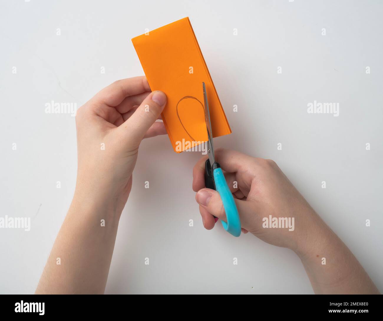 Hand cutting hi-res stock photography and images - Alamy