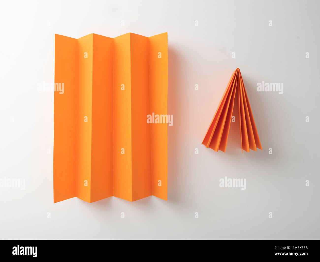 Folder orange paper Stock Photo - Alamy