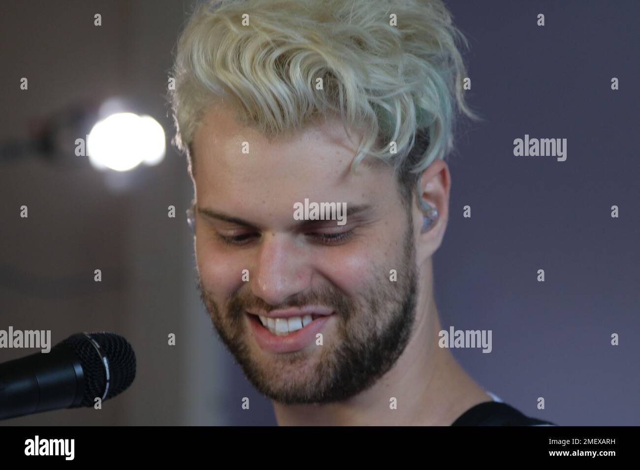 Sofi Tukker - Sophie Hawley Weld and Tucker Halpern fims a session in ...