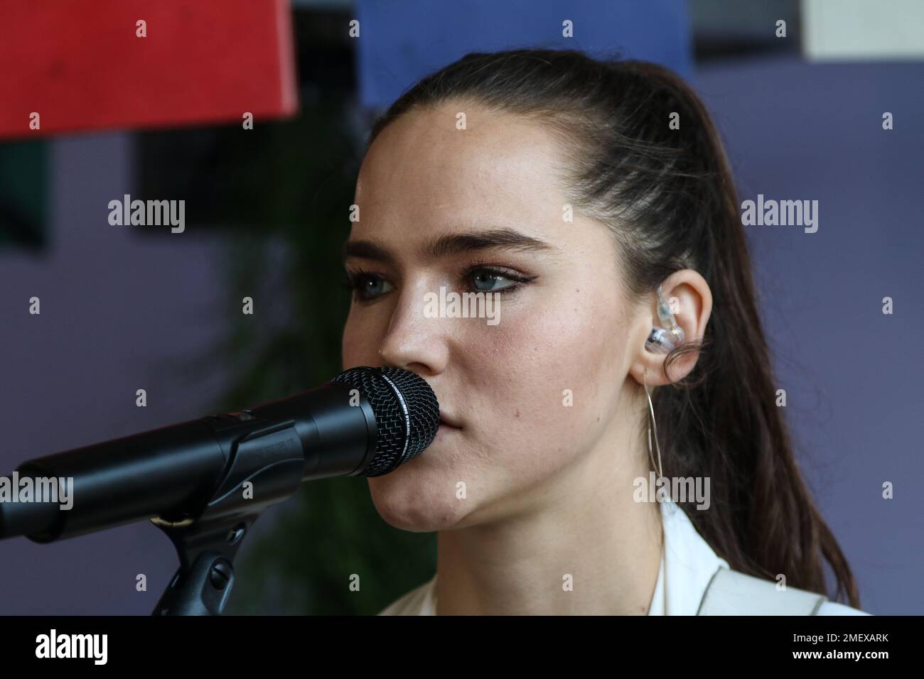 Sofi Tukker - Sophie Hawley Weld and Tucker Halpern fims a session in ...