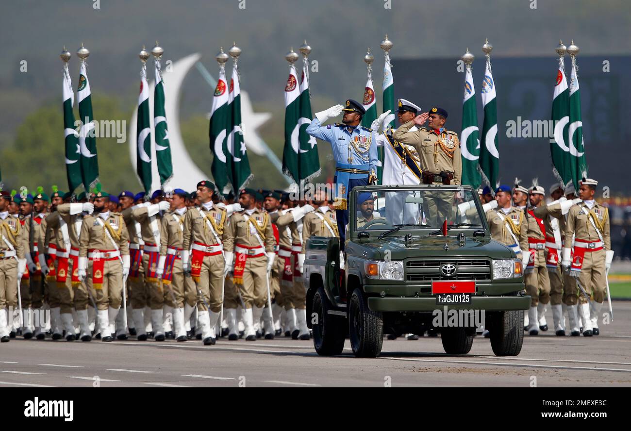 Pakistani troops participate in a military parade during Pakistan ...