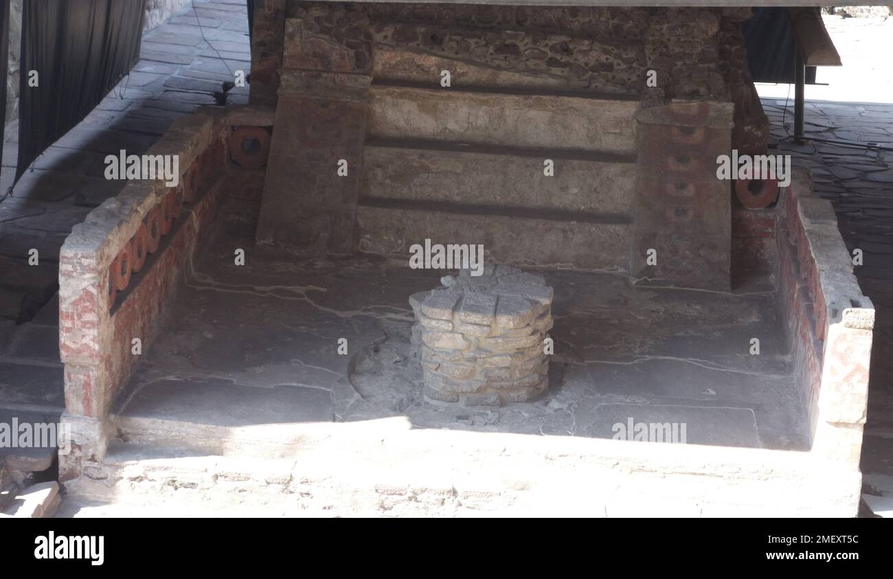 Mexica tenochtitlan hi-res stock photography and images - Alamy