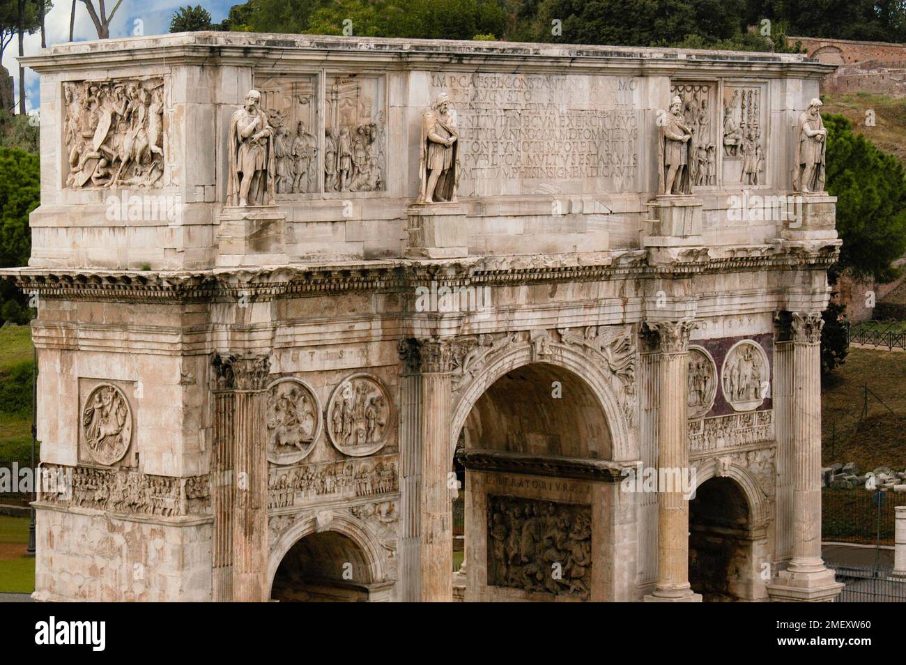 Arch of Constantine carved on blocks of marble next to the Colosseum in ...