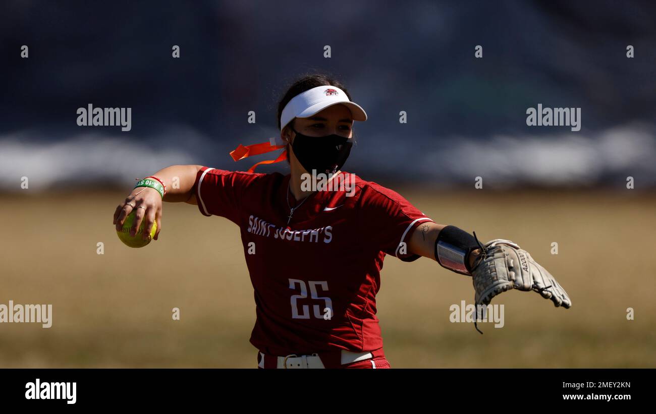 St. Joseph's Jordan Hinkle makes a play while facing LaSalle during an ...