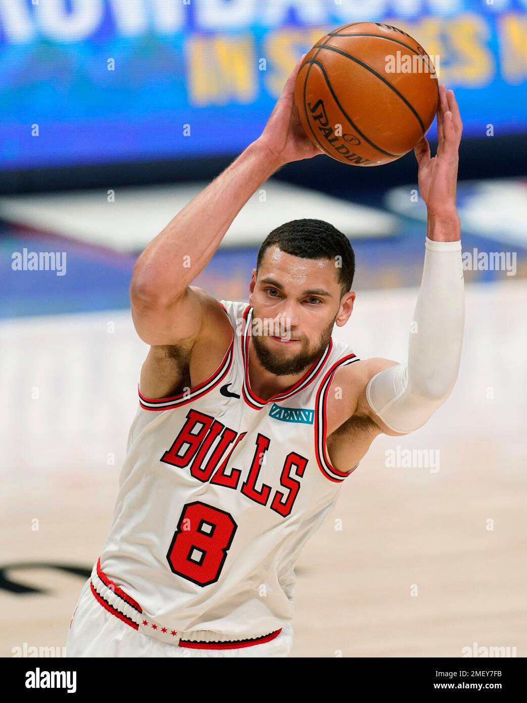 Chicago Bulls guard Zach LaVine (8) in the first half of an NBA ...