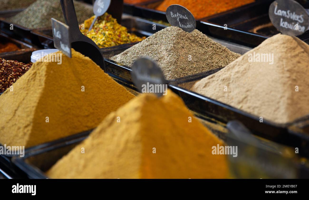 Countries of spices hi-res stock photography and images - Alamy