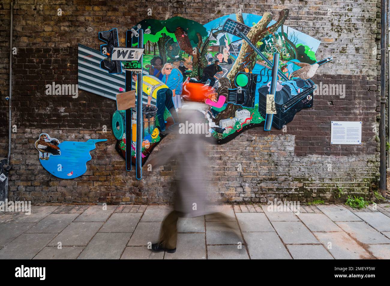 London, UK. 24th Jan, 2023. Flo Brooks unveils his new large-scale ...