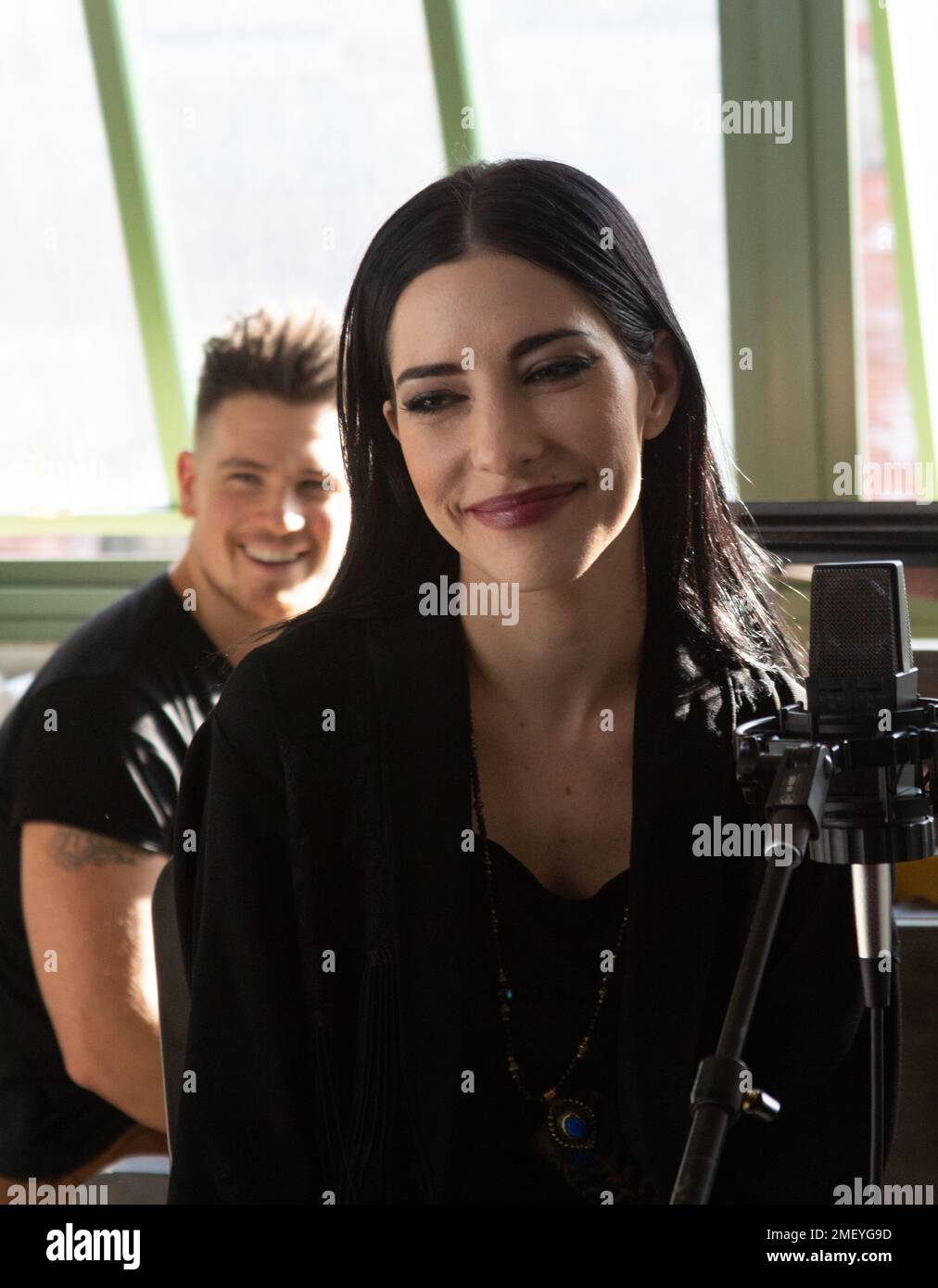 The Veronicas - Lisa Origliasso and ‎Jessica Origliasso‎ film a session ...