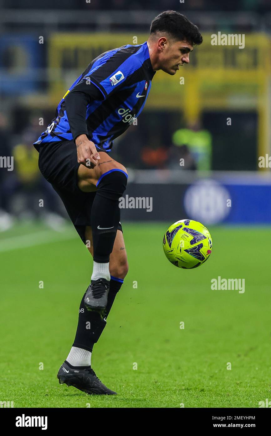 Raoul Bellanova of FC Internazionale in action during Serie A 2022/23 ...