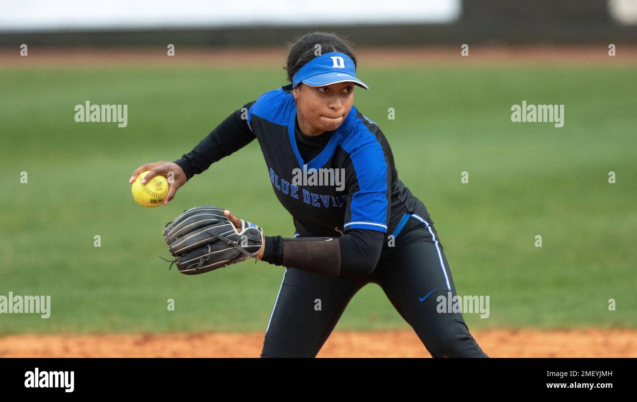 Duke's Deja Davis (16) makes a throw during an NCAA softball game on ...