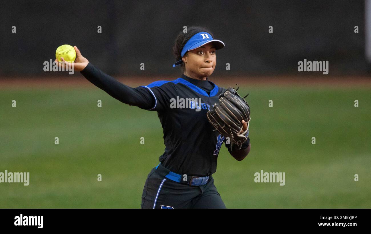 Duke's Deja Davis (16) makes a throw during an NCAA softball game on ...