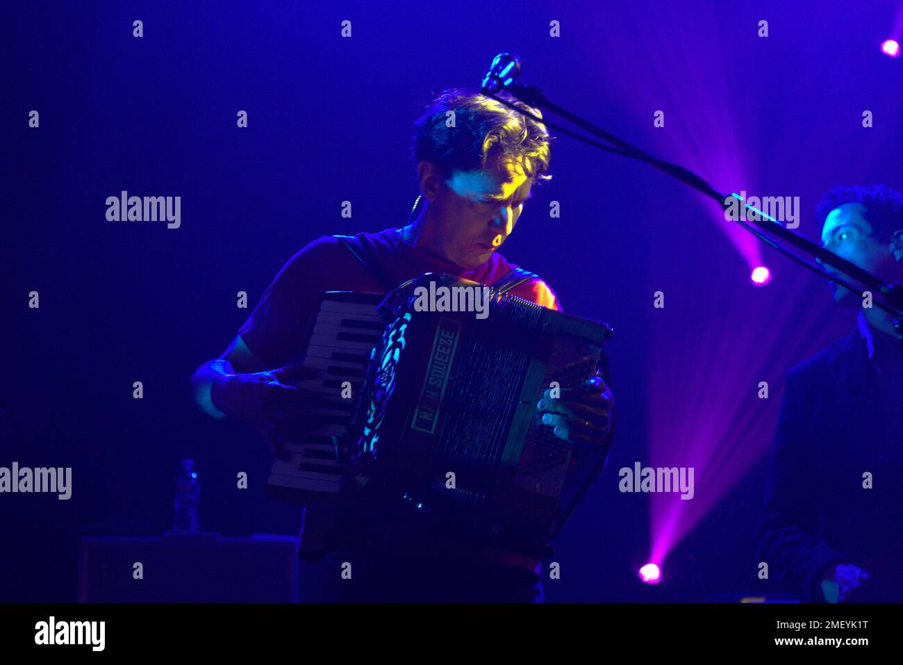 The Might Be Giants - John Flansburgh and John Linnell in concert at ...