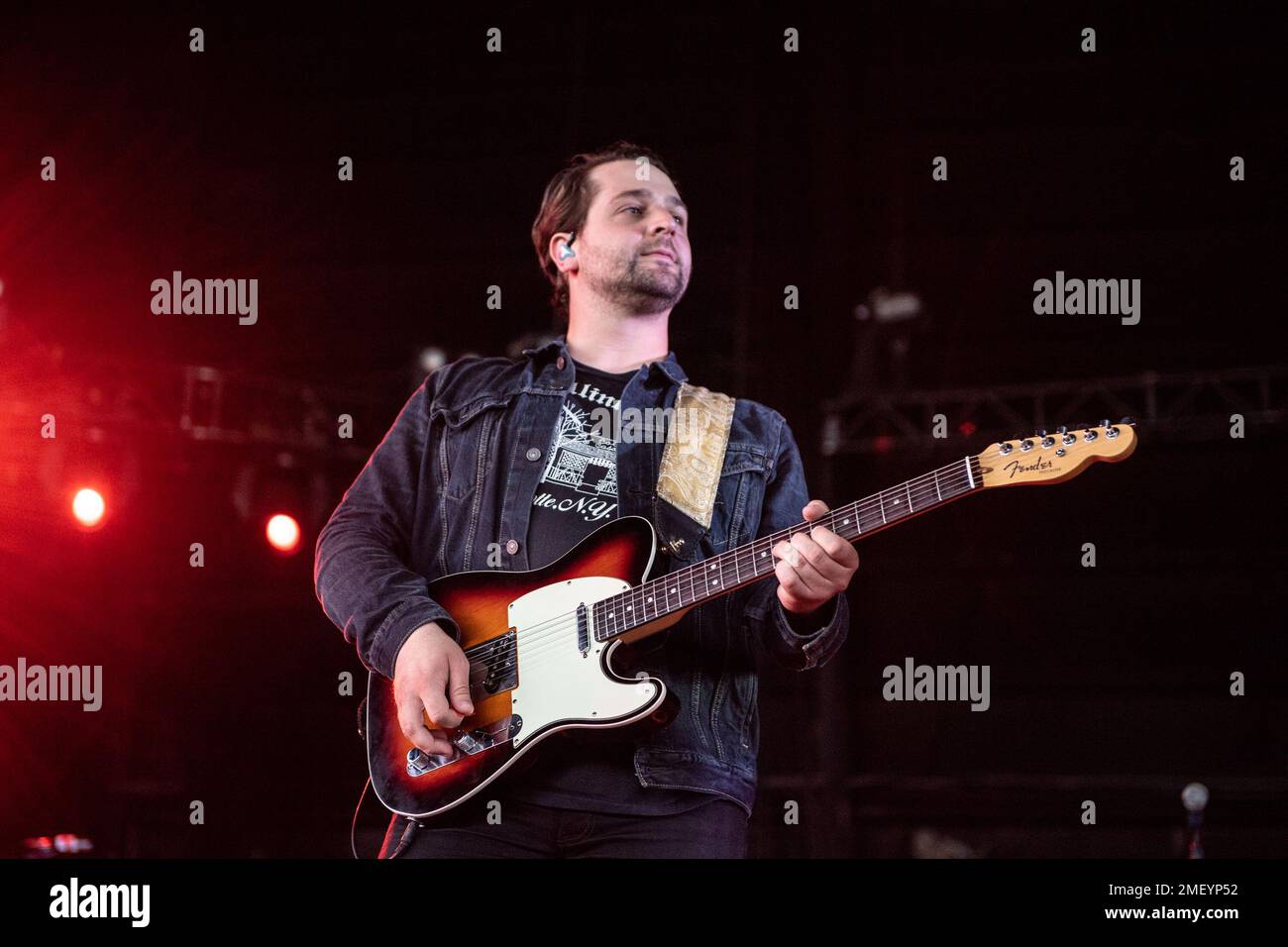 Joywave hi-res stock photography and images - Alamy