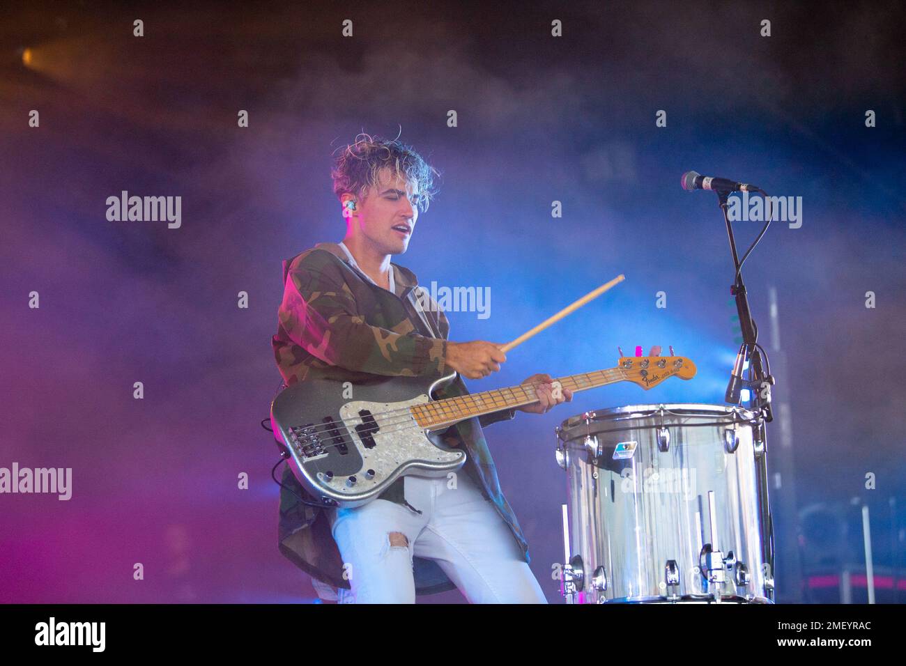 Walk the Moon in concert at the Coral Sky Ampitheatre Stock Photo - Alamy