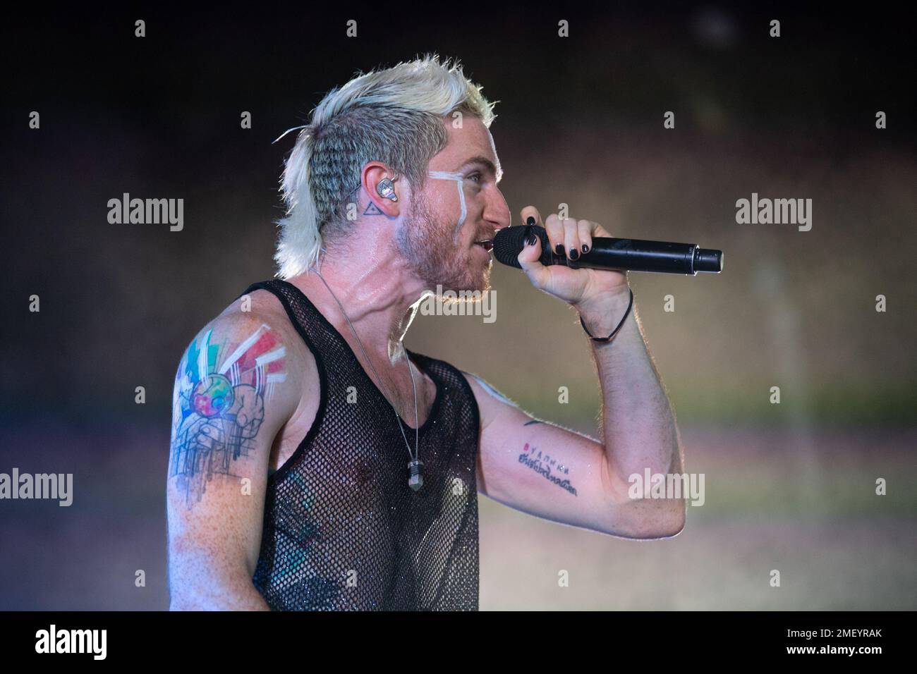 Walk the Moon in concert at the Coral Sky Ampitheatre Stock Photo - Alamy