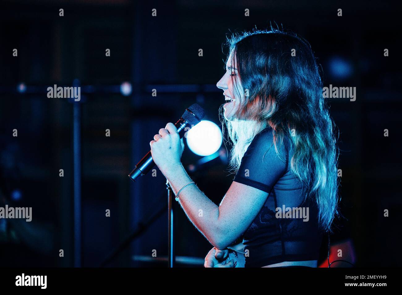 Shaed hi-res stock photography and images - Alamy