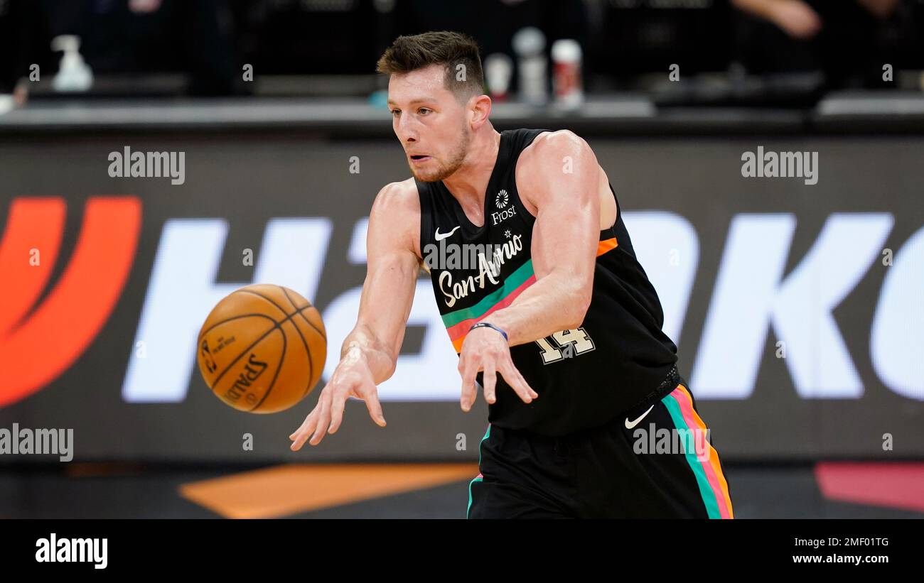 San Antonio Spurs forward Drew Eubanks (14) during the second half of ...