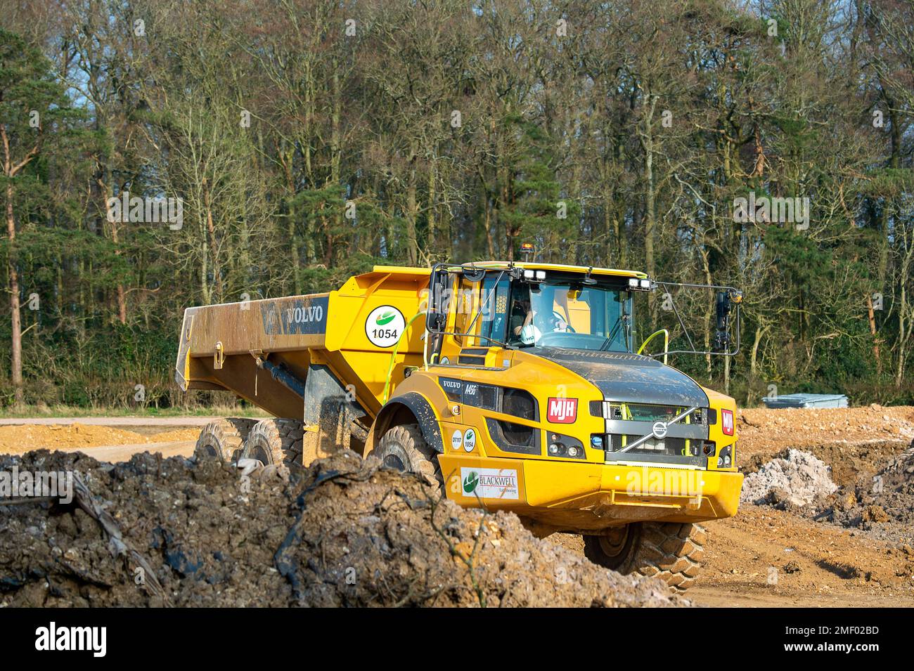 Wendove Dean, Aylesbury Vale, UK. 24th March, 2022. HS2 are building an ...