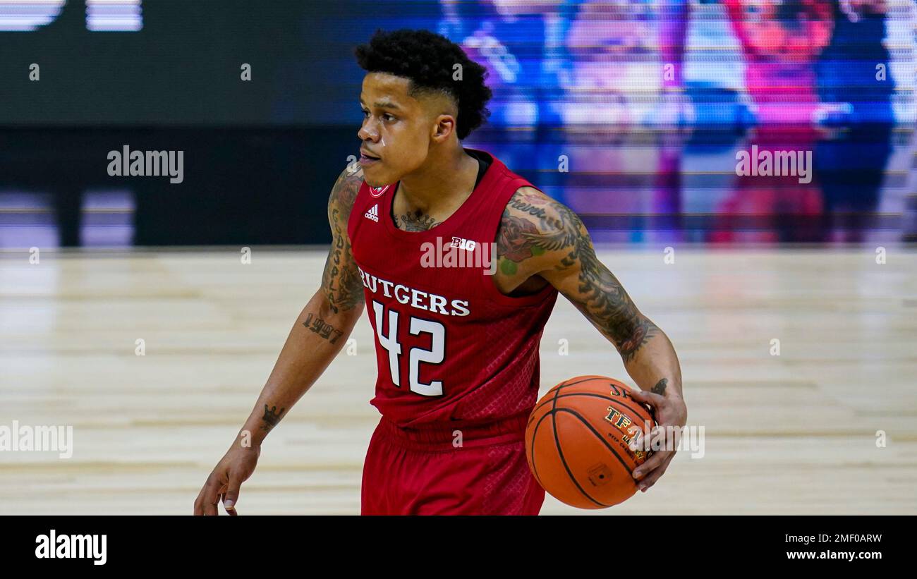 Rutgers guard Jacob Young (42) plays against Illinois in the first half ...