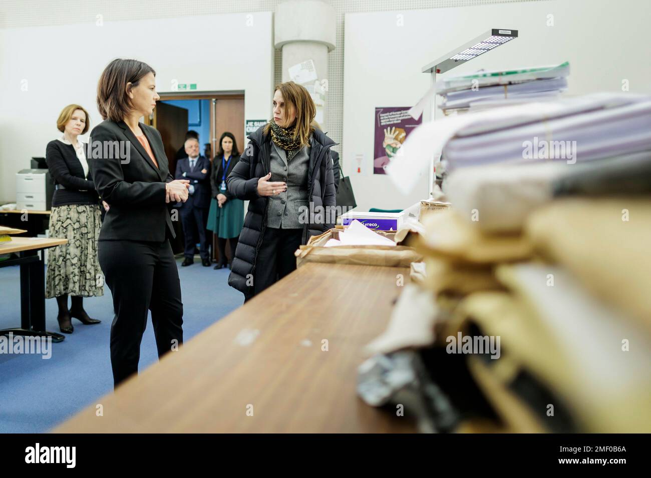 Strasbourg, Frankreich. 24th Jan, 2023. Annalena Baerbock (Alliance 90 ...