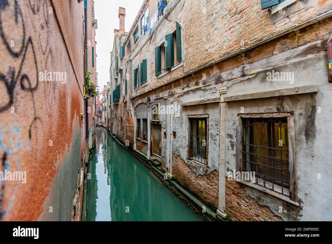 Old buildings and empty narrow canal in Venice, Italy Stock Photo - Alamy