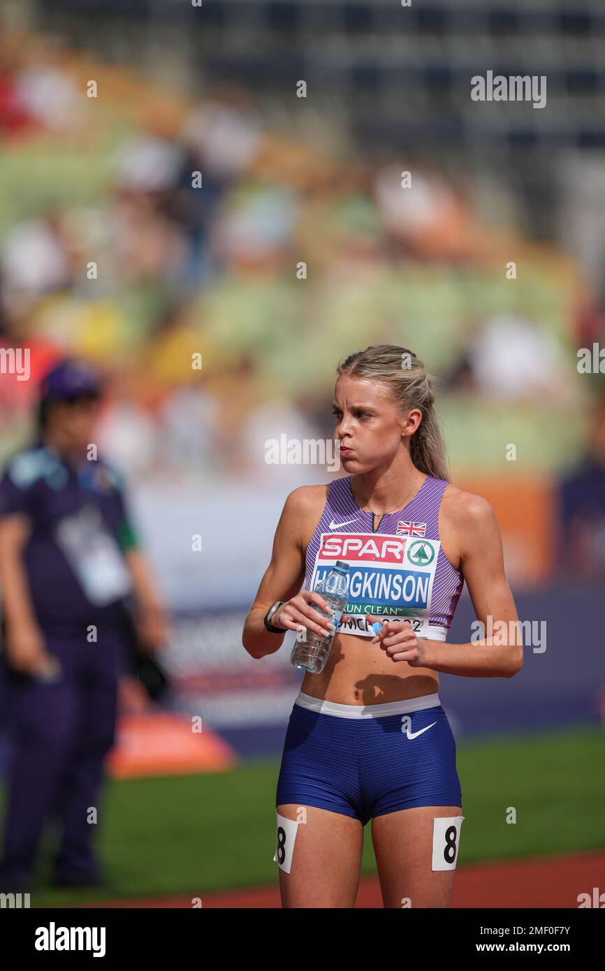 Keely Hodgkinson running the 800 meters at the European Athletics ...
