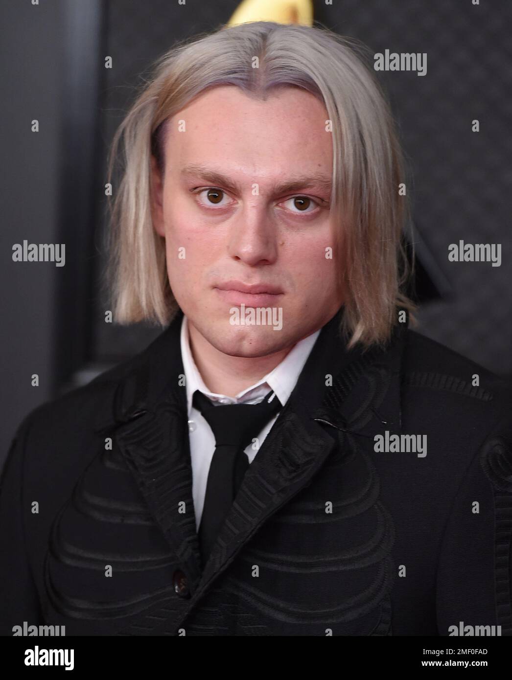 Phoebe Bridgers arrives at the 63rd annual Grammy Awards at the Los ...
