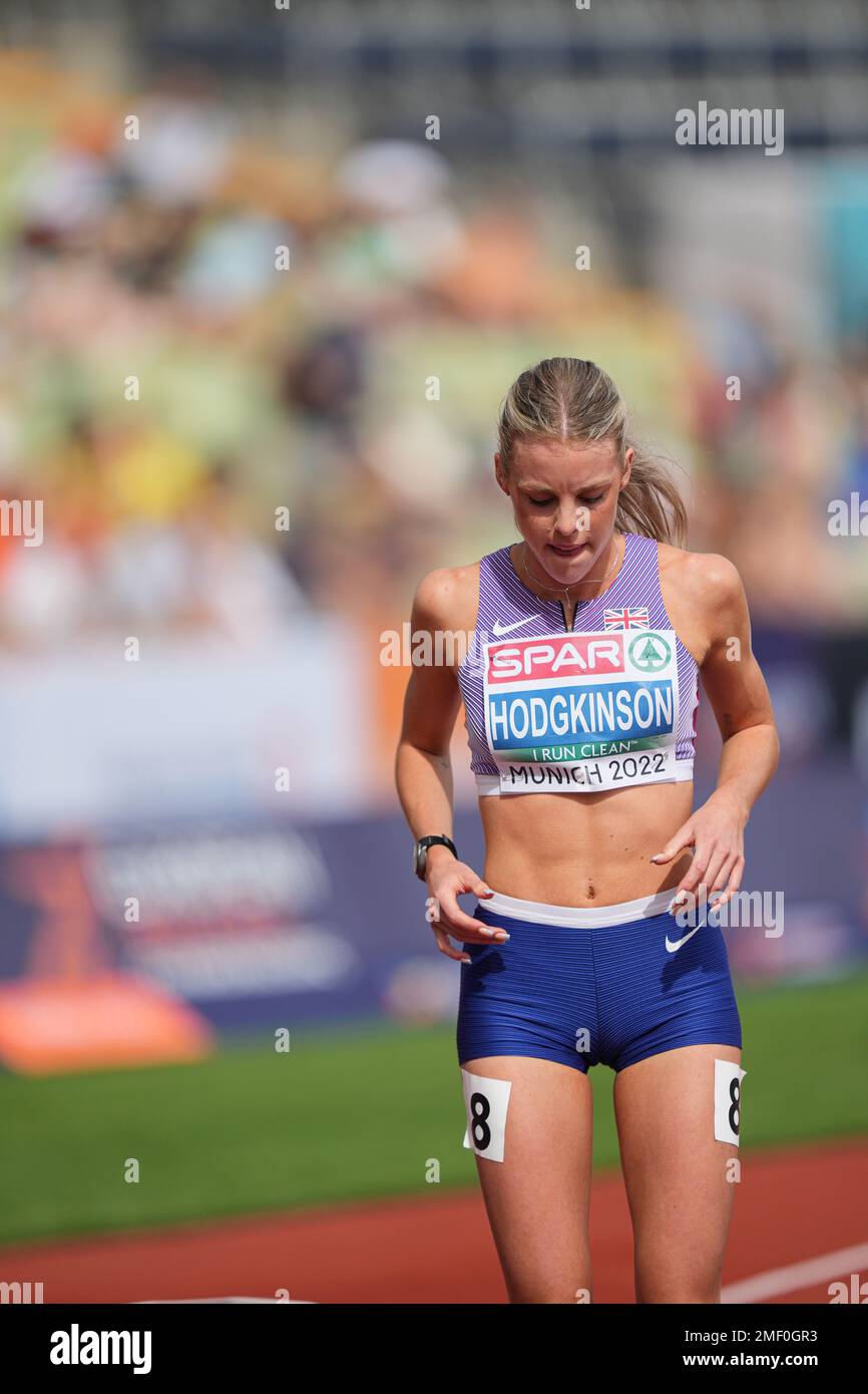 Keely Hodgkinson running the 800 meters at the European Athletics ...