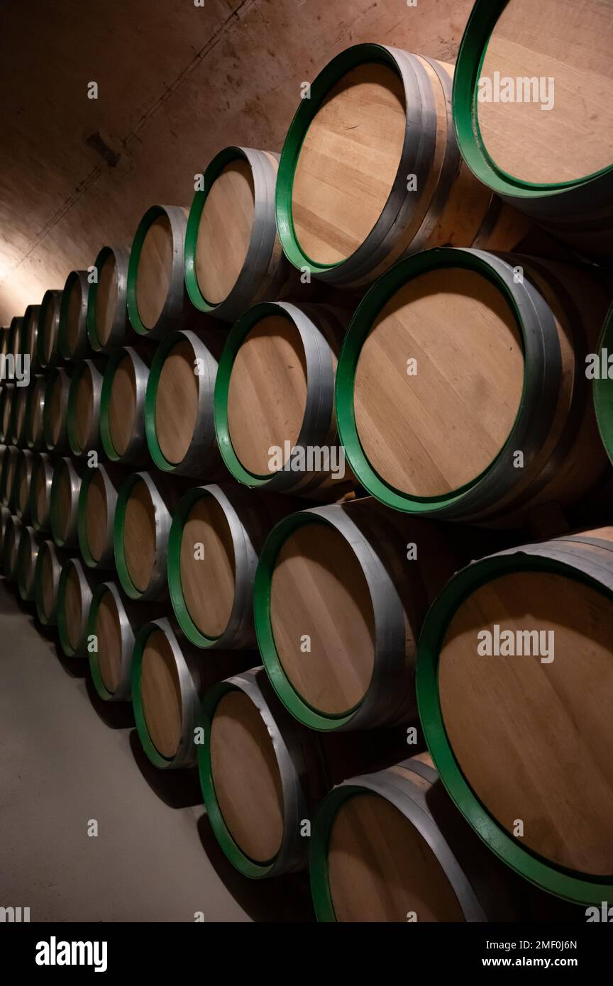 Rioja aging oak cask hi-res stock photography and images - Alamy