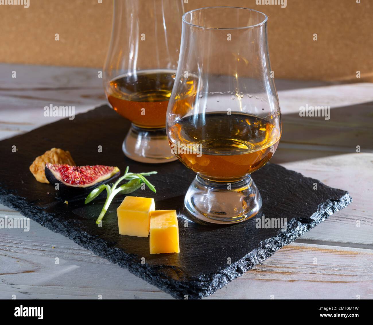 Scotch single malt and blended whisky tasting on distillery in Scotland ...